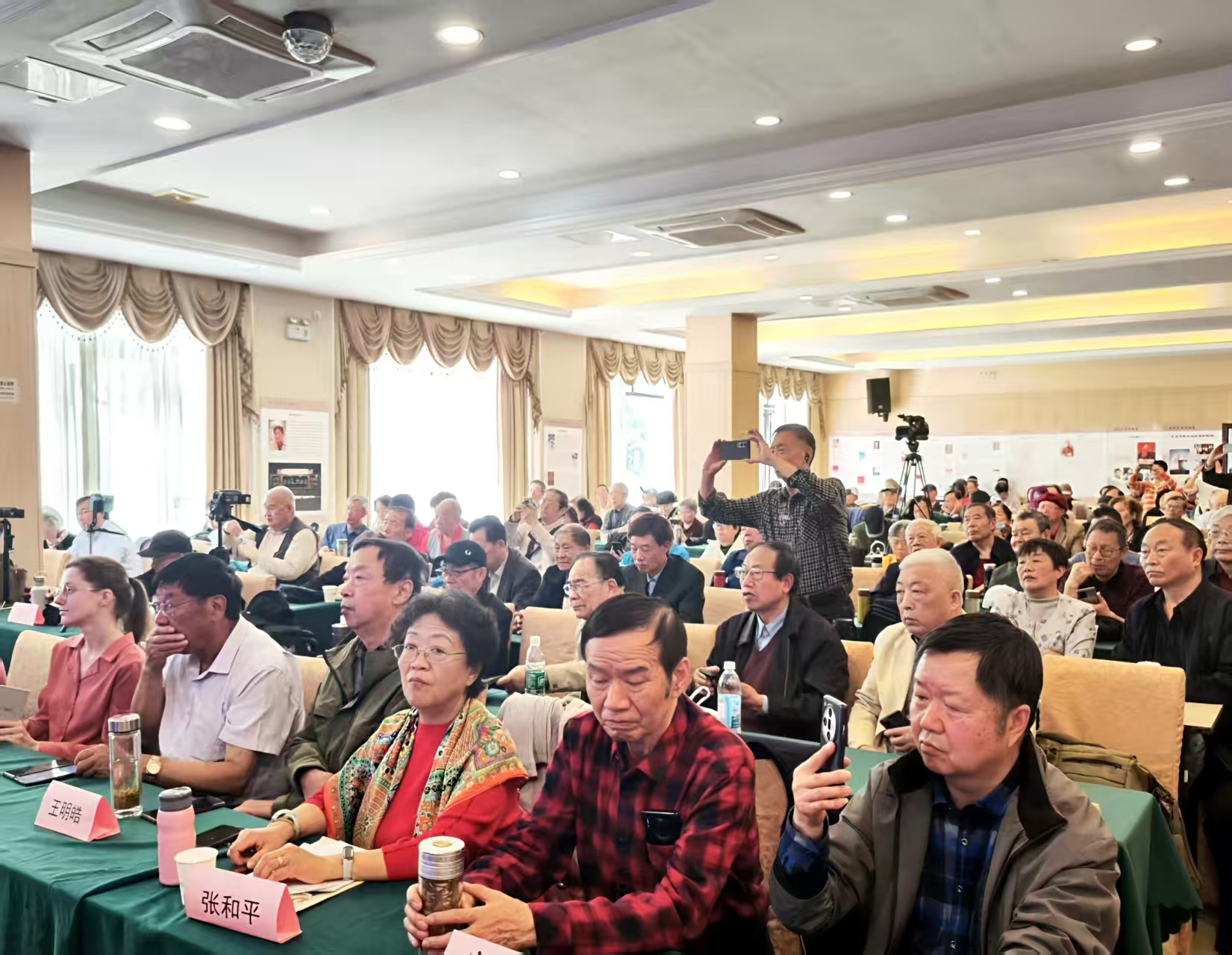 知青文字与纪实文学和报告文学的同与不同之处_老辰光